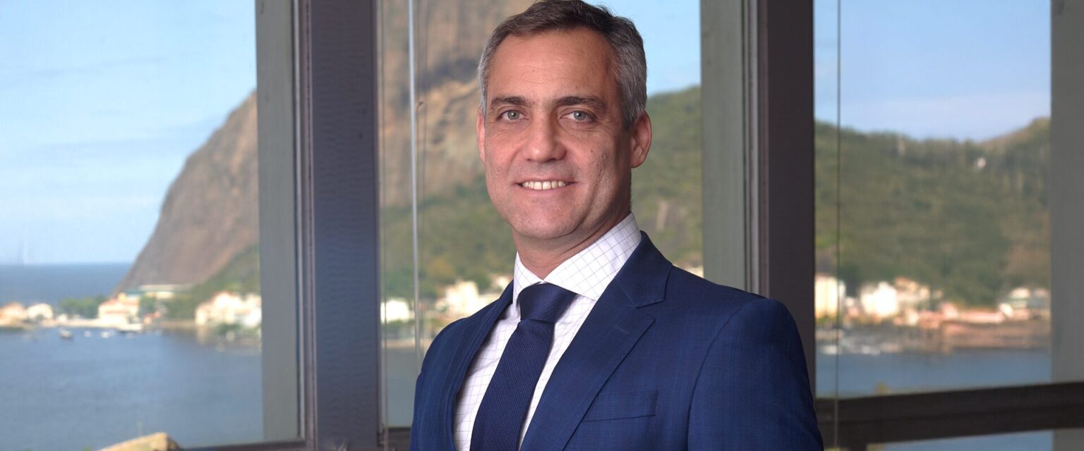 Professionals - Demarest